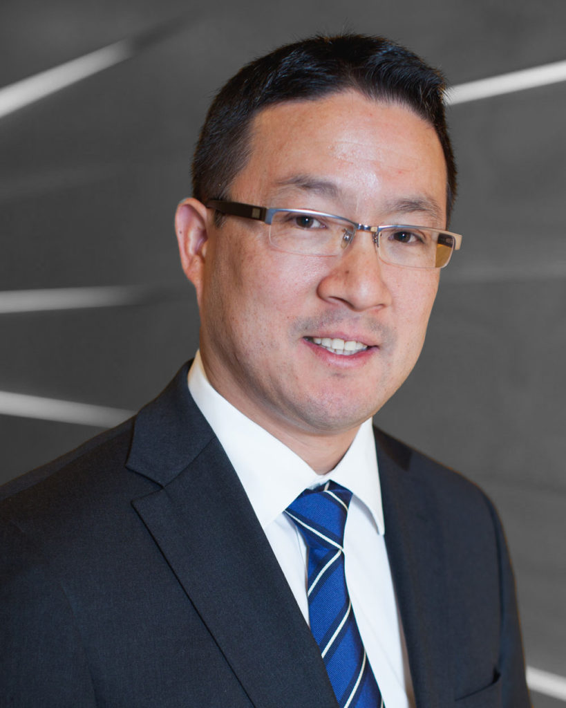 About Dr Simon Chan | Orthopaedic Hand & Wrist Specialist